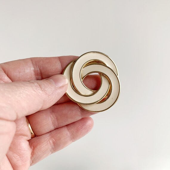 Vintage Gold & White Interlocking Circle Brooch, With… - Gem