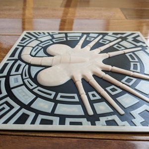 Face Hugger From Aliens - Tiles, Wall Decor, Accents / Xenomorph Bas ...