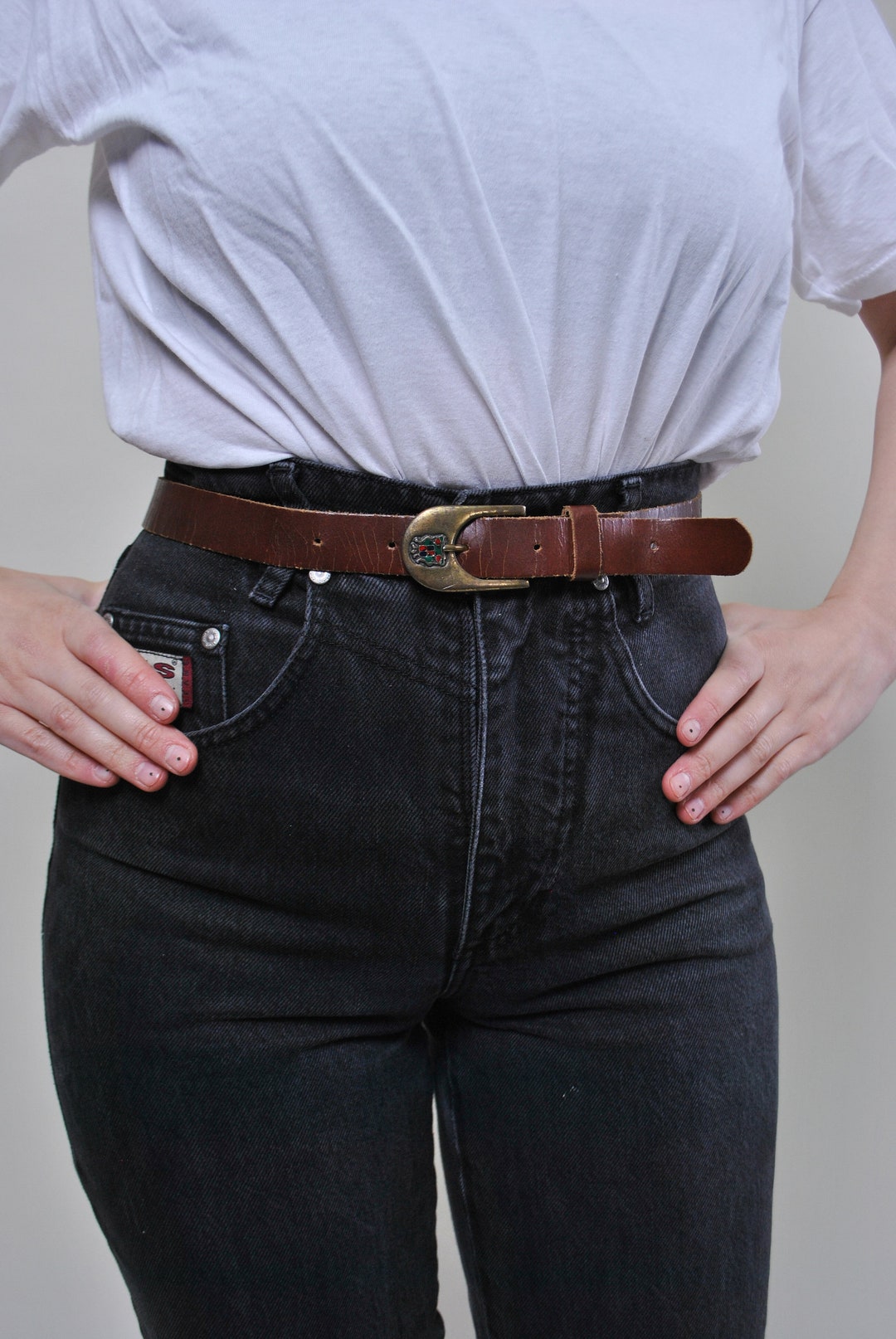 Tiny Leather Belt Gold Buckle 80s Belt MEDIUM Size Classic - Etsy