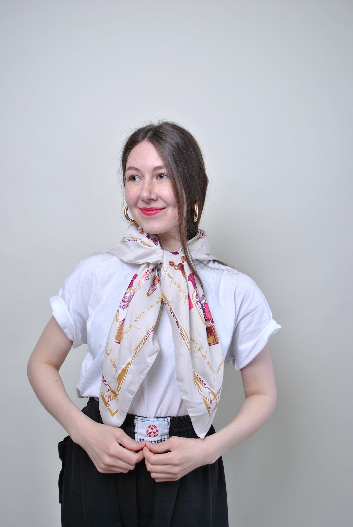 White Luxury Shawl 90s Gold Print Hair Scarf Vintage 1990s - Etsy