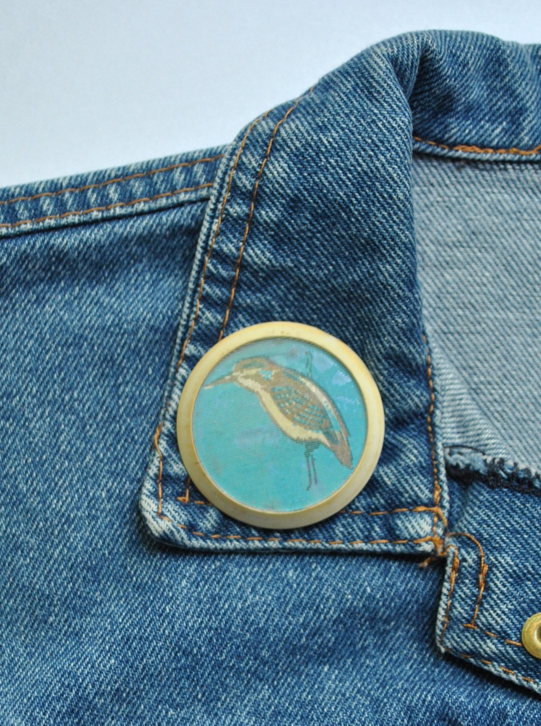 80s Bird 3D Pin: Vintage Nature Print Retro Pin - Etsy