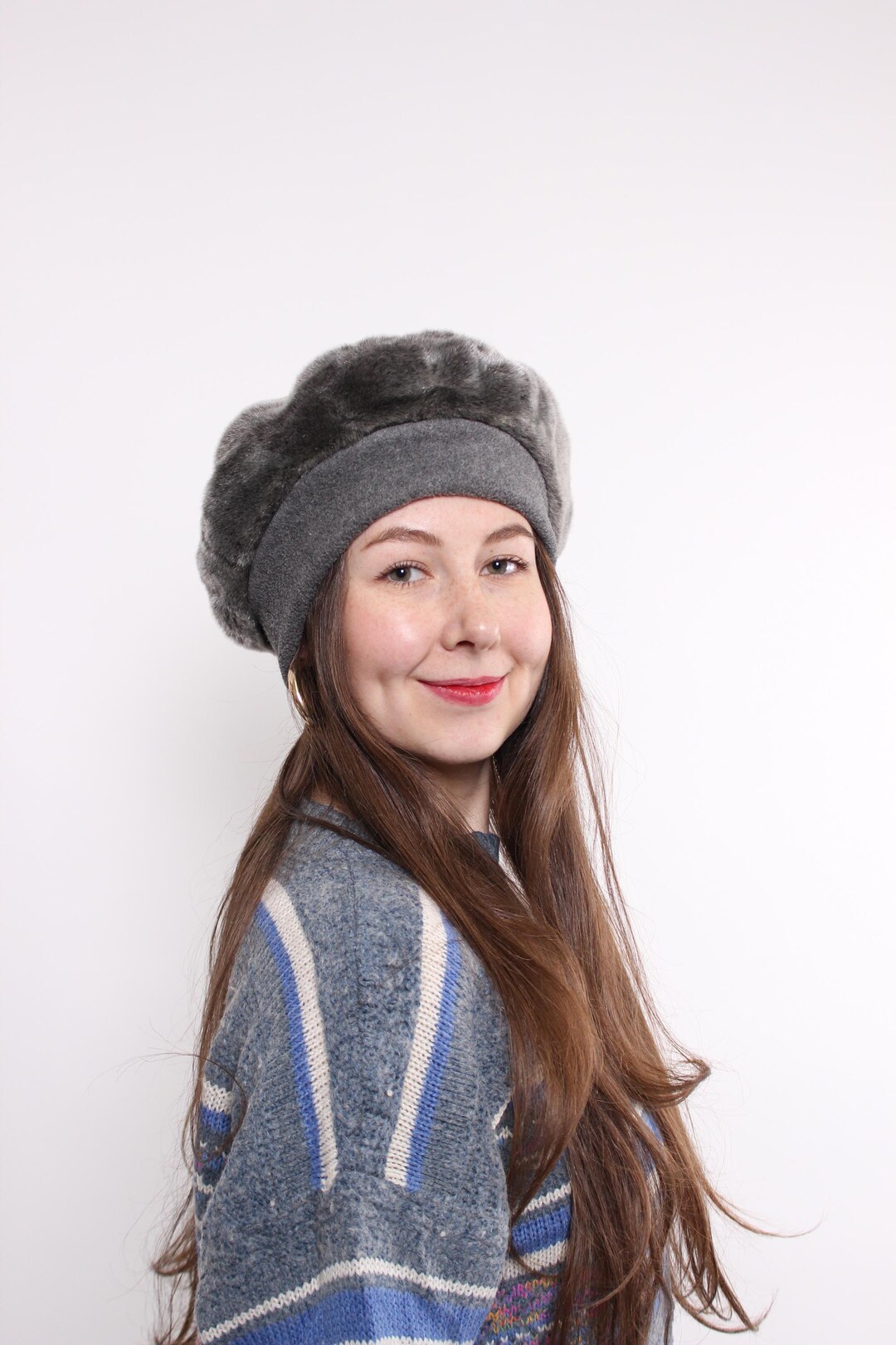 90s Romantic Beret, Vintage Woman Minimalist Autumn Beret Hat in Grey ...
