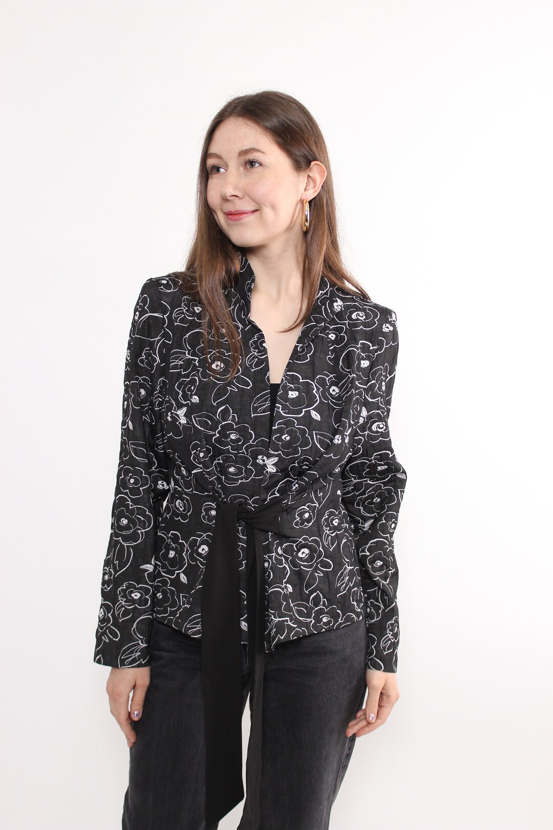 90s V-neck Floral Blouse in Black, Vintage Tie Belt Formal Blouse, Size ...