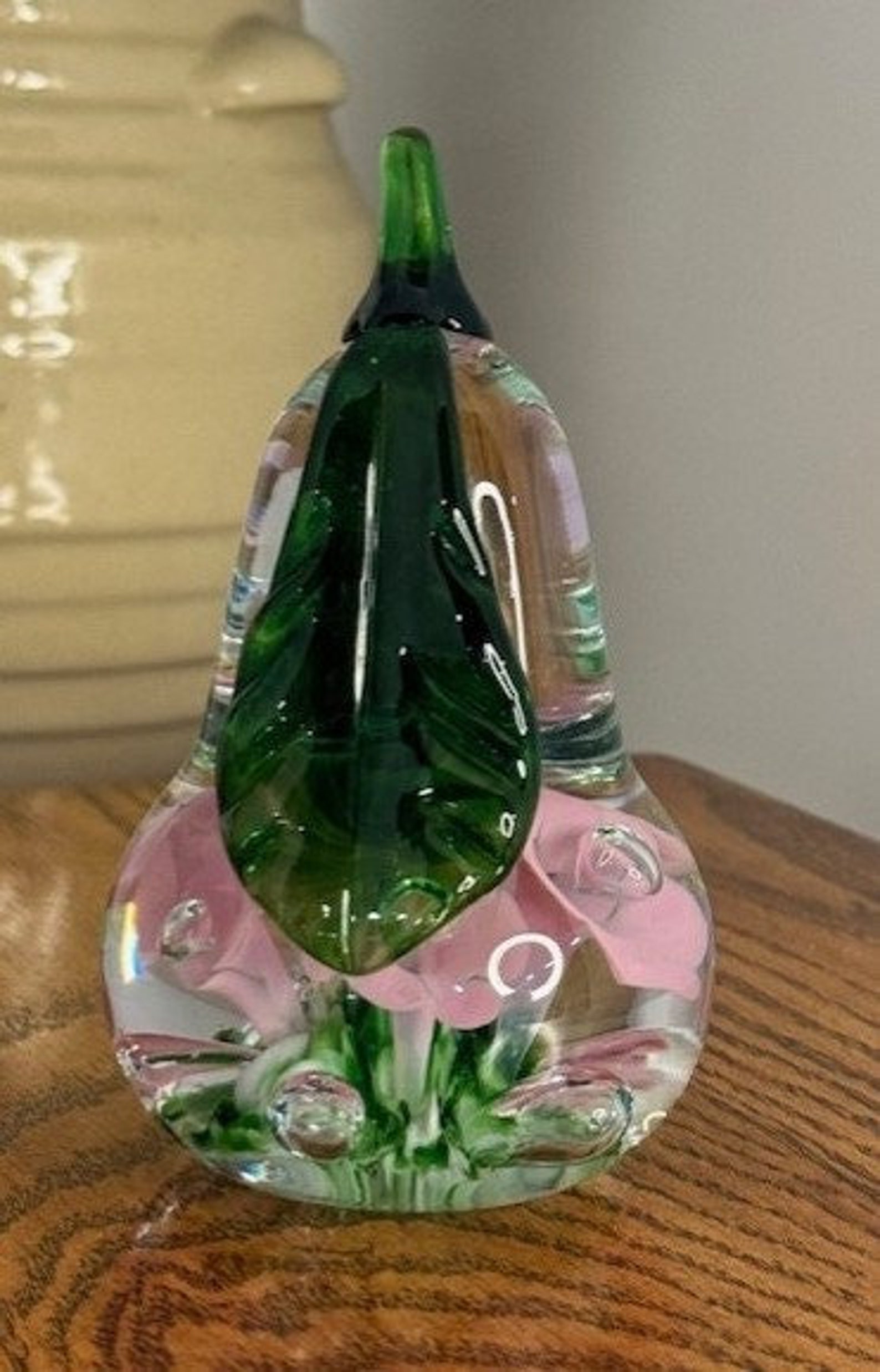 Gibson Paperweight Handblown Gibson Art Glass Pear Shaped Paperweight ...