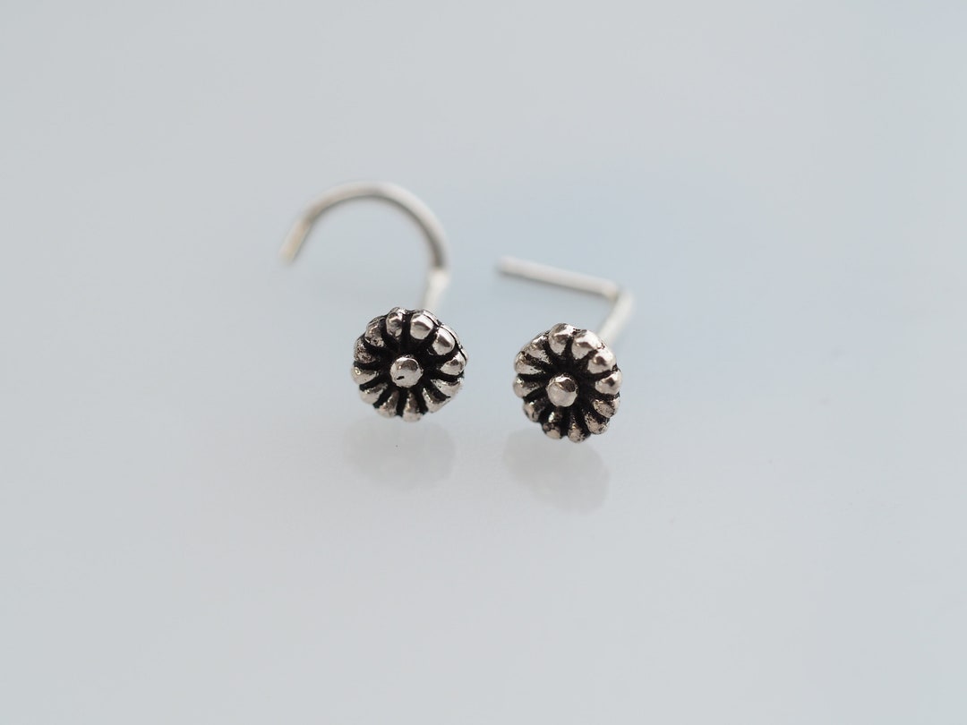 Daisy Flower - 18 , 20 Gauge Nose Stud ,daisy Flower Nose Stud, Nose ...