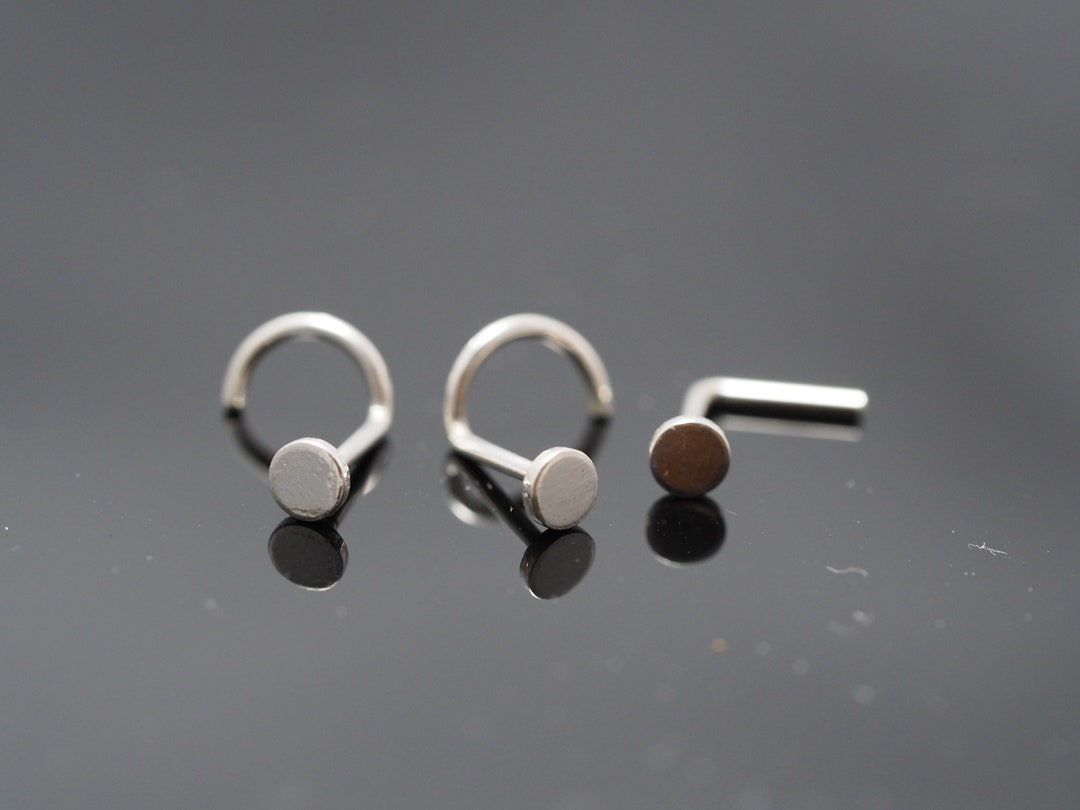 Sterling Silver Circle Nose Stud: 18/20 Gauge Piercing - Etsy