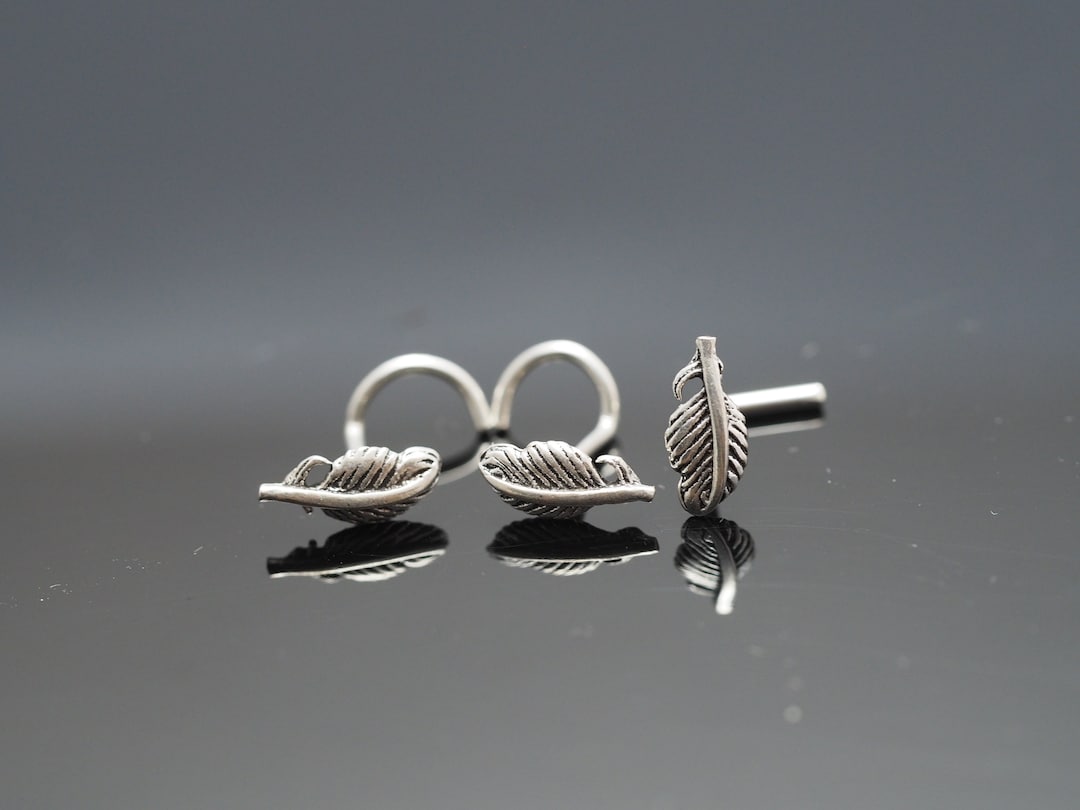 Sterling Silver Feather Nose Stud: 18/20 Gauge Body Piercing - Etsy