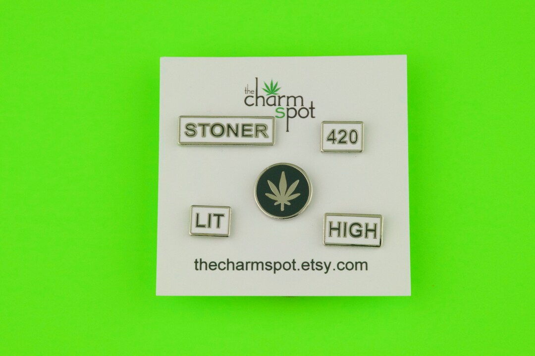 Cannabis Pin Set Enamel Pins Stoner Accessories Pin Flair Black Pin ...