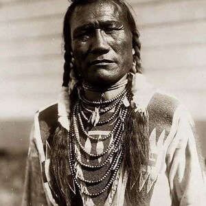 Native American Legends in Classic Photography - 16 Photo Trading Cards ...