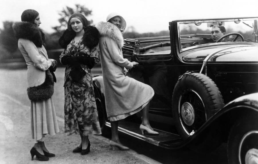 The Roaring Twenties Postcards – 16 Classic Photos and Art - Vintage ...