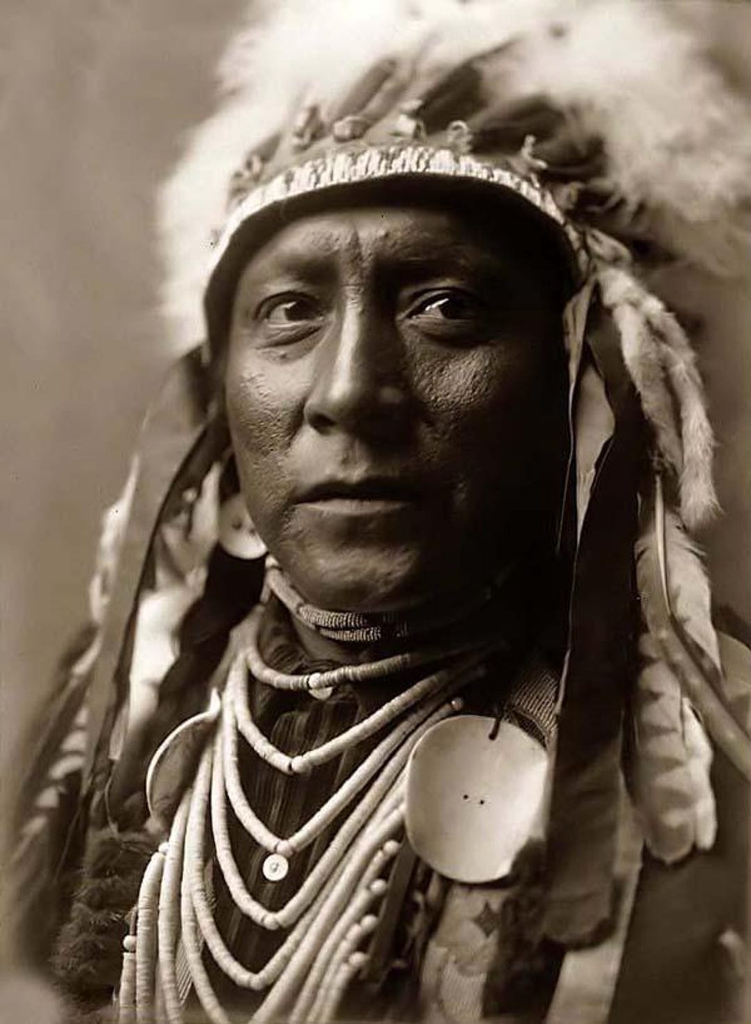 Native American Legends in Classic Photography - 16 Photo Trading Cards ...