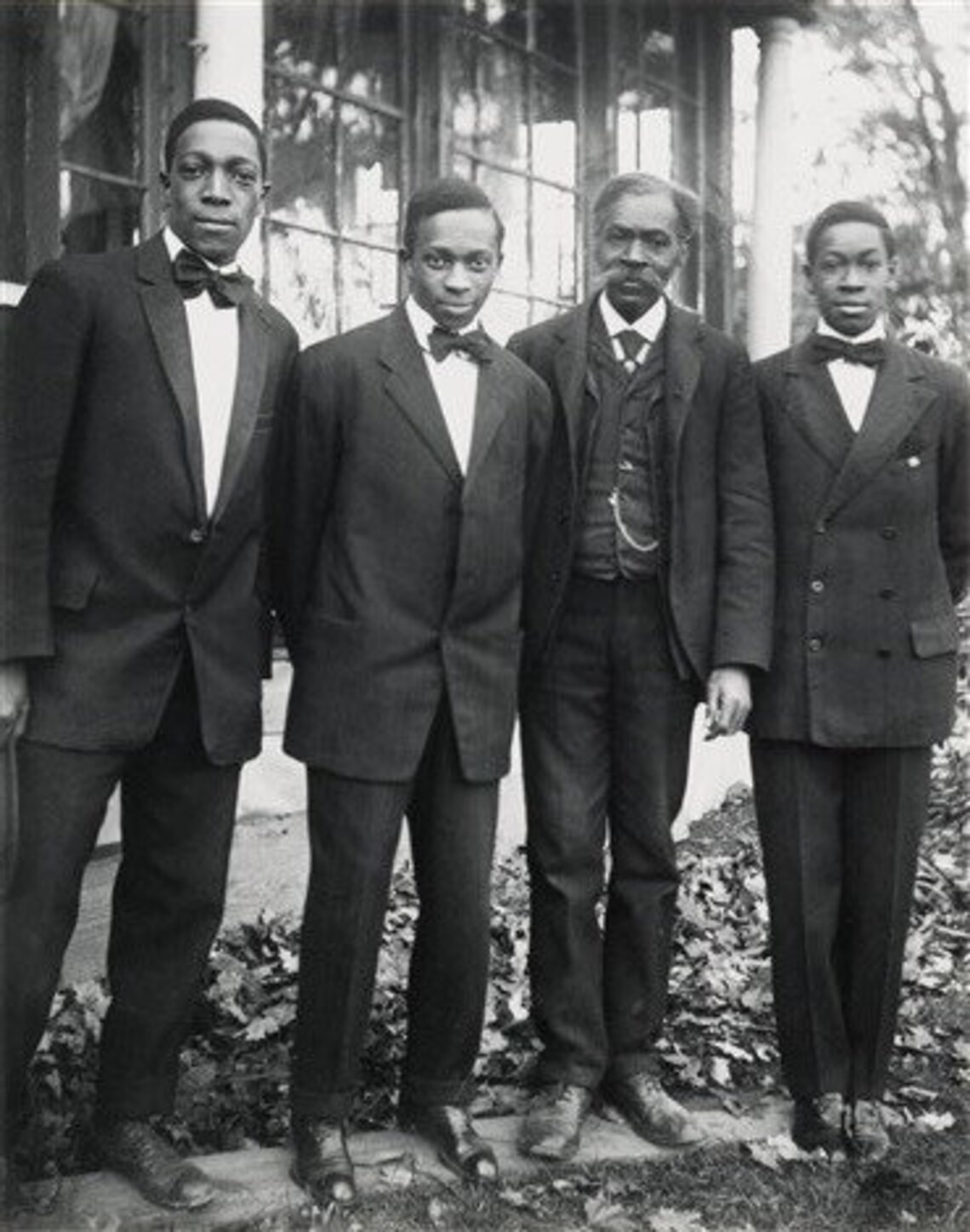 Men of the Harlem Renaissance - Vintage Photography - 24-photo Trading ...