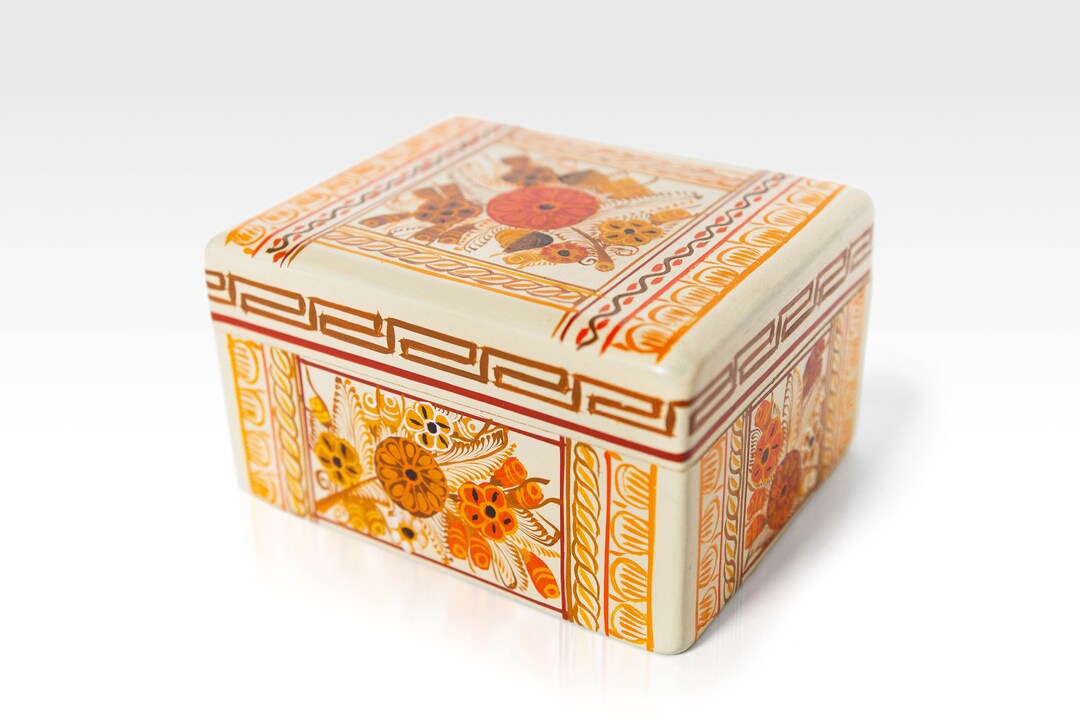 Handcrafted Linaloe Wood Lacquer Box: Olinala Guerrero Floral Art - Etsy