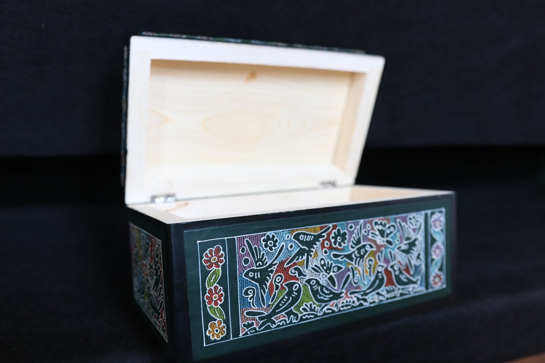 Dark Green Hand Painted Aromatic Mexican Folk Art Lacquerware Box From ...
