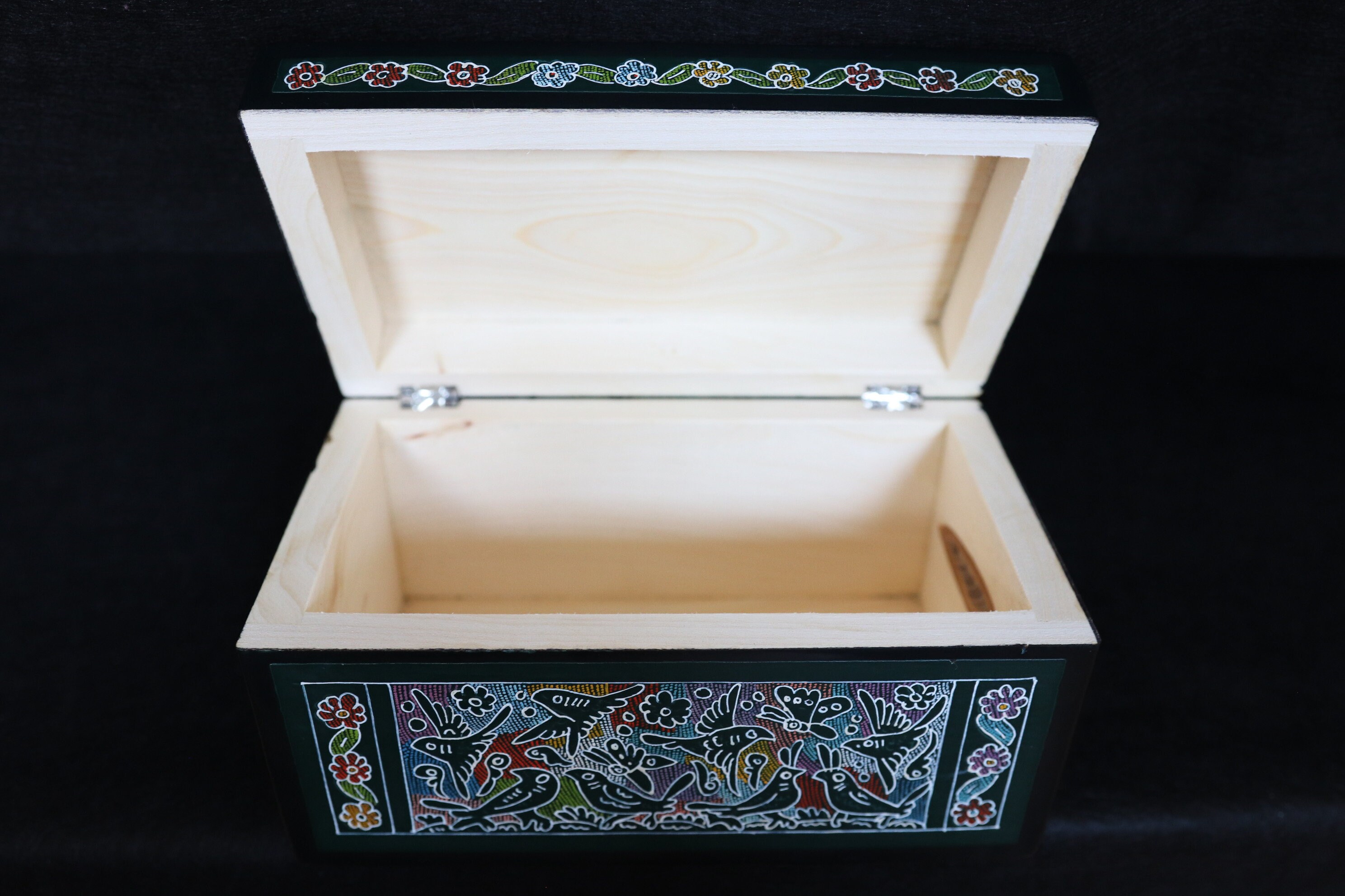 Dark Green Hand Painted Aromatic Mexican Folk Art Lacquerware Box From ...