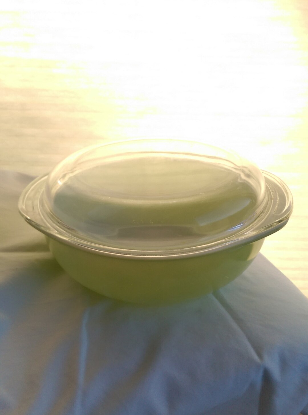 Pyrex 024 lime green covered casserole w/Lid - Etsy 日本