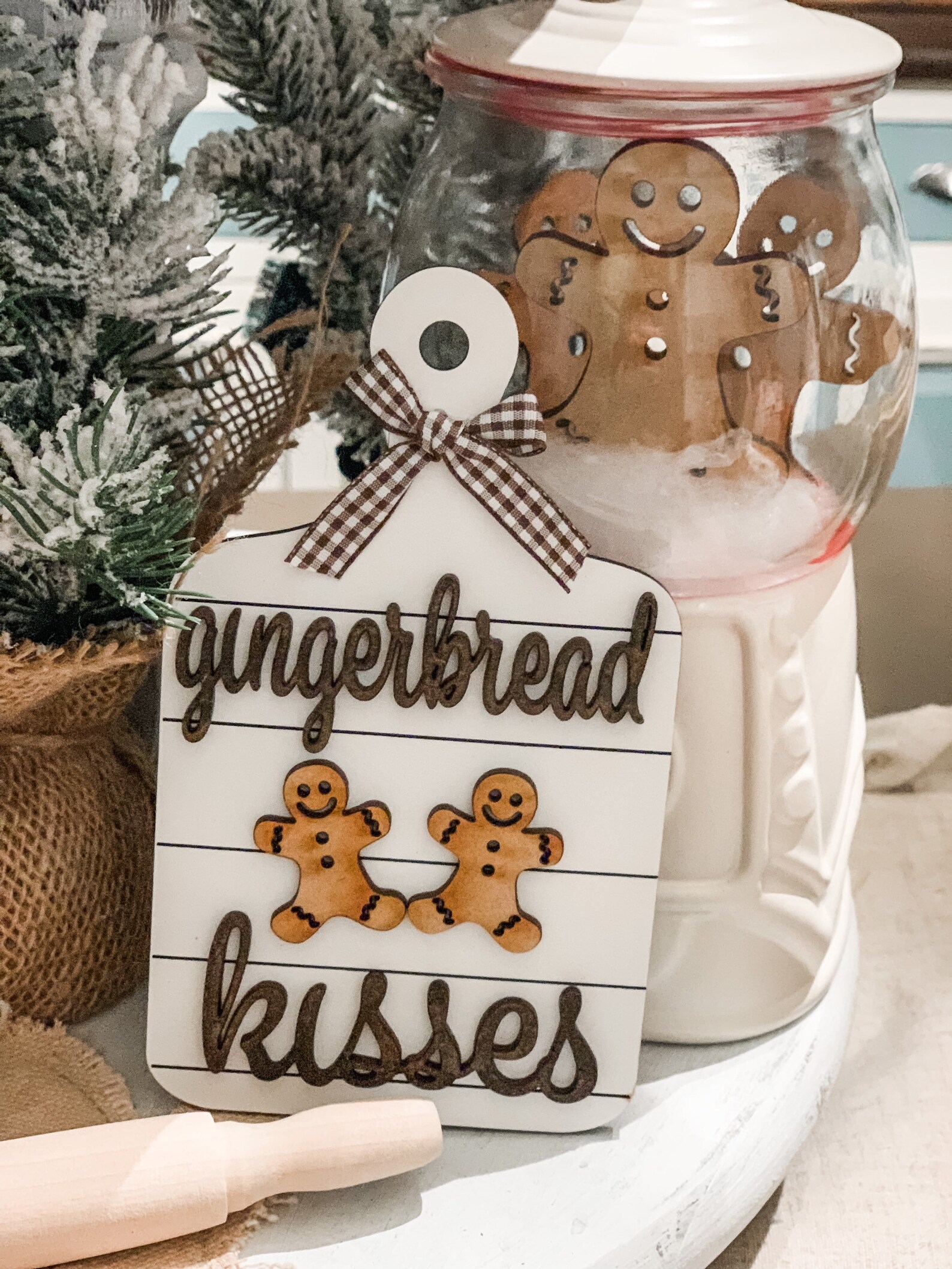 Gingerbread Decor / Gingerbread Sign / Christmas Decorations / - Etsy