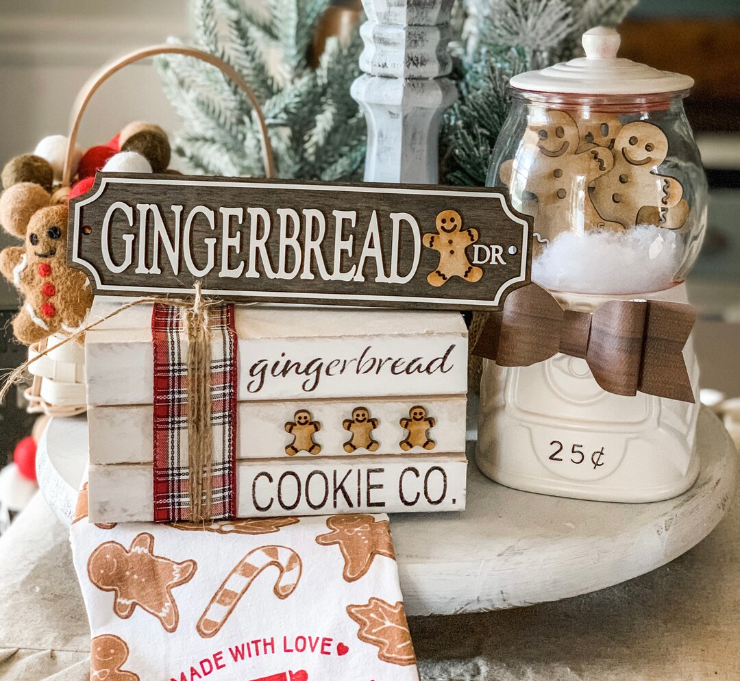 Gingerbread Tiered Tray Decor: Christmas Decor | Christmas Signs | Road ...