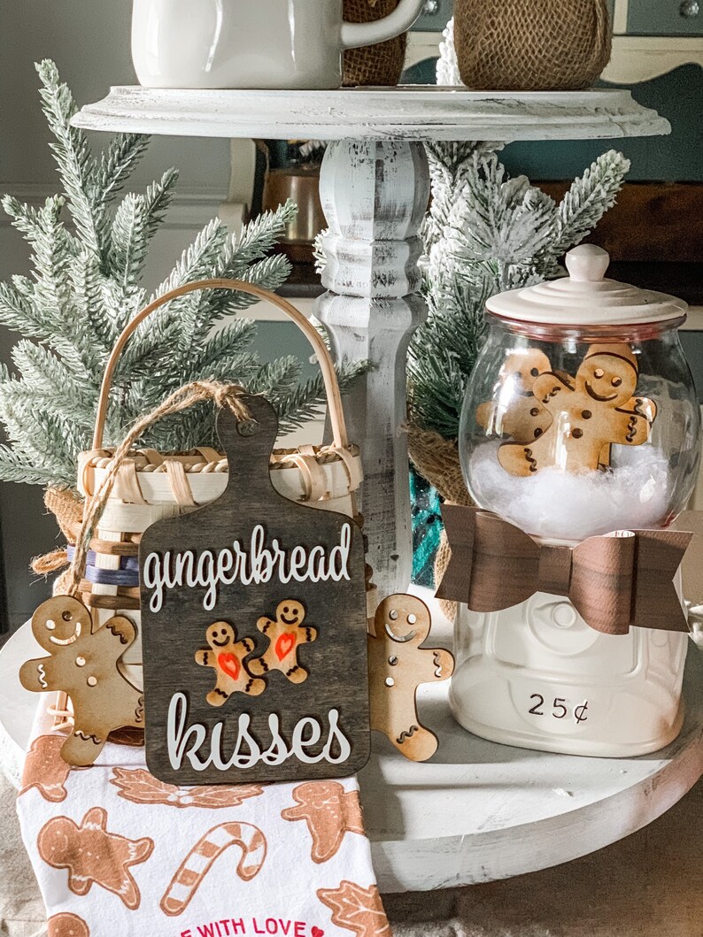 Gingerbread Decor / Gingerbread Sign / Christmas Decorations / - Etsy