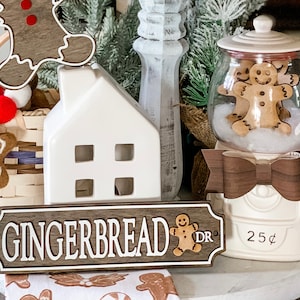 Gingerbread Decor / Gingerbread Dr Road Sign / Farmhouse Decor - Etsy ...