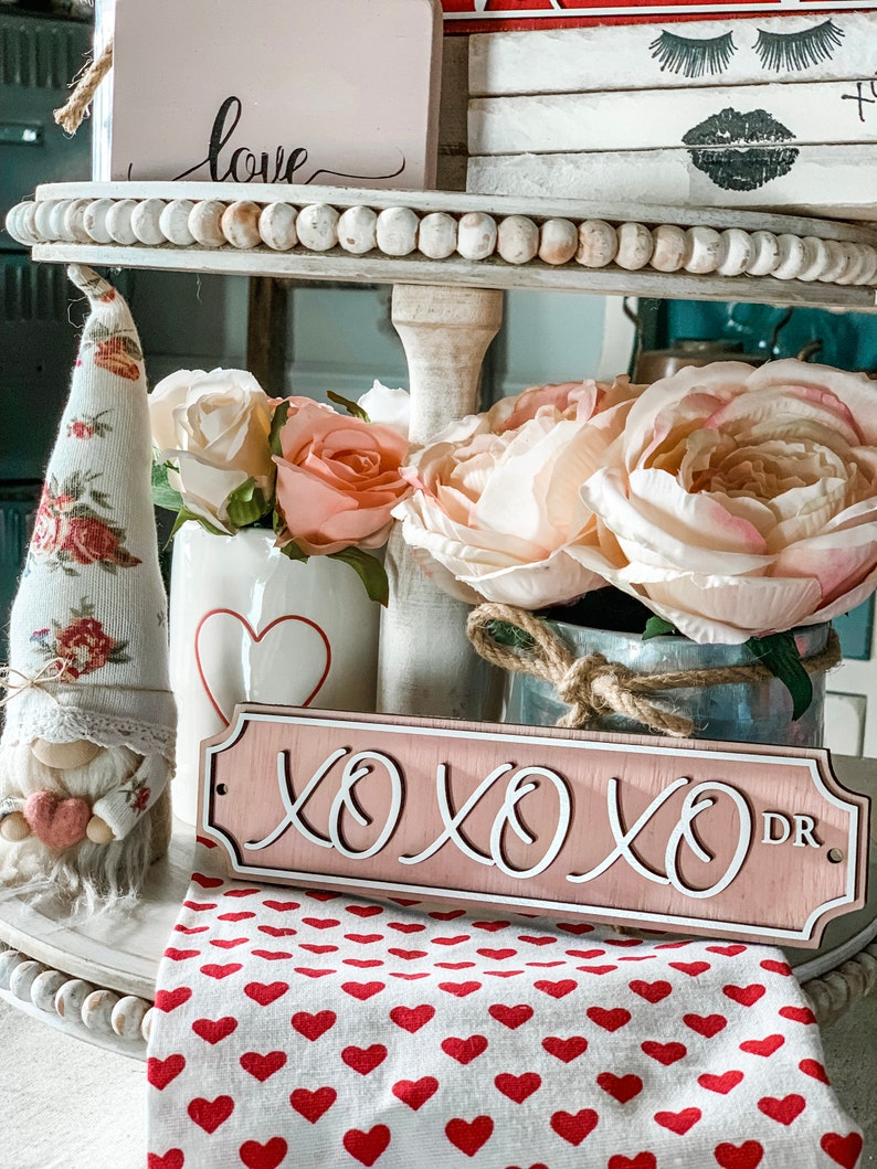 Valentines Day Decor / XOXO / Valentines Decor / Tiered Tray | Etsy