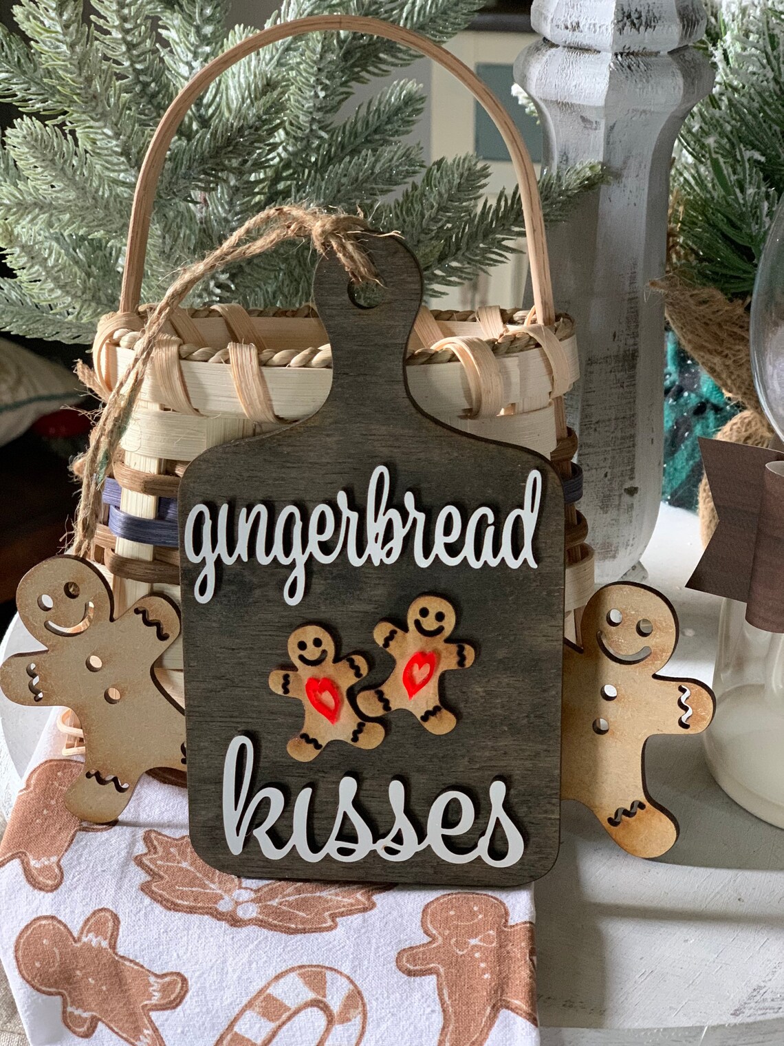 Gingerbread Decor / Gingerbread Sign / Christmas Decorations / - Etsy