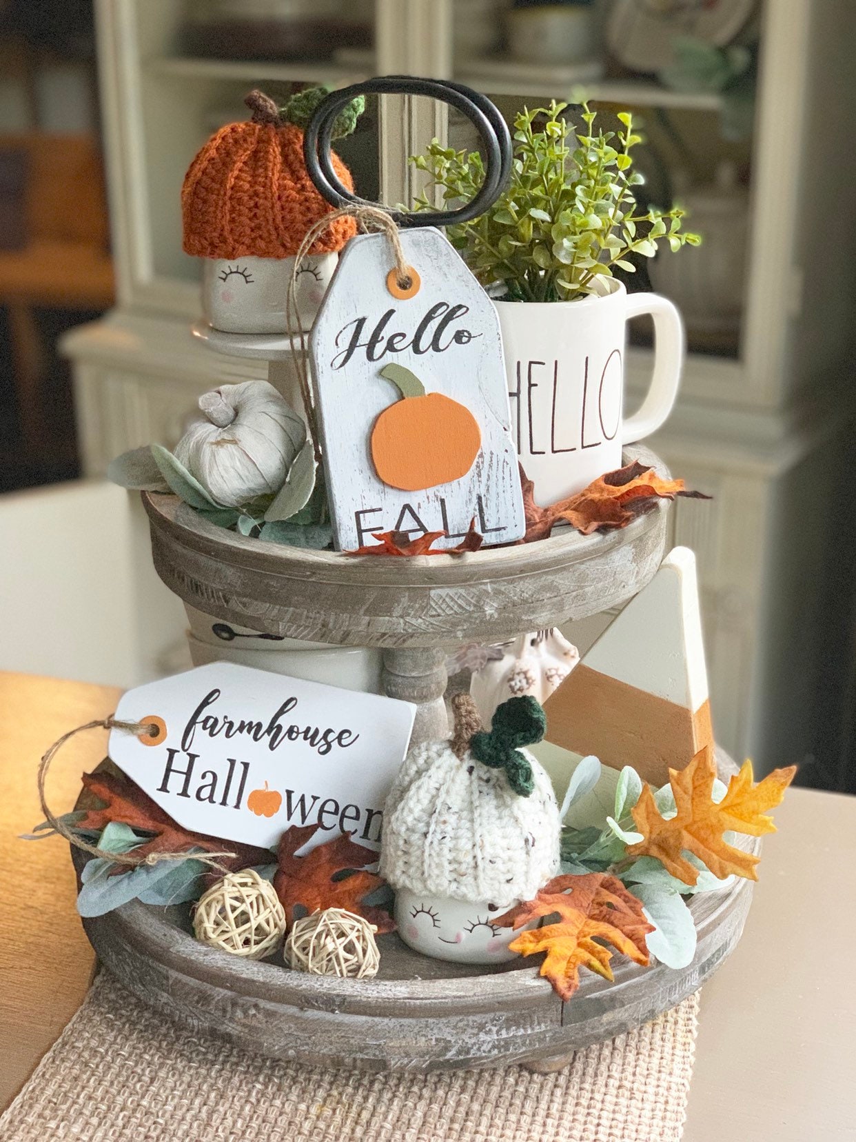 Hello Fall / Fall Signs / Tiered Tray Decor / Farmhouse Decor - Etsy Canada