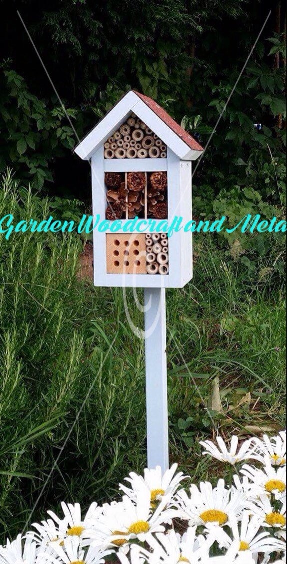 Handmade Staked Bug Box - Etsy UK