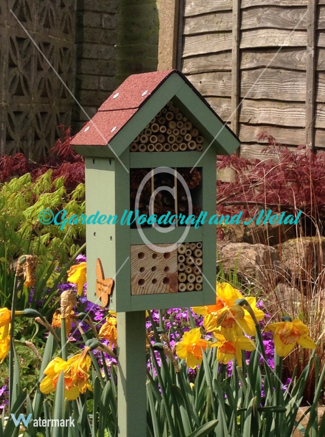 Handmade Staked Bug Box - Etsy