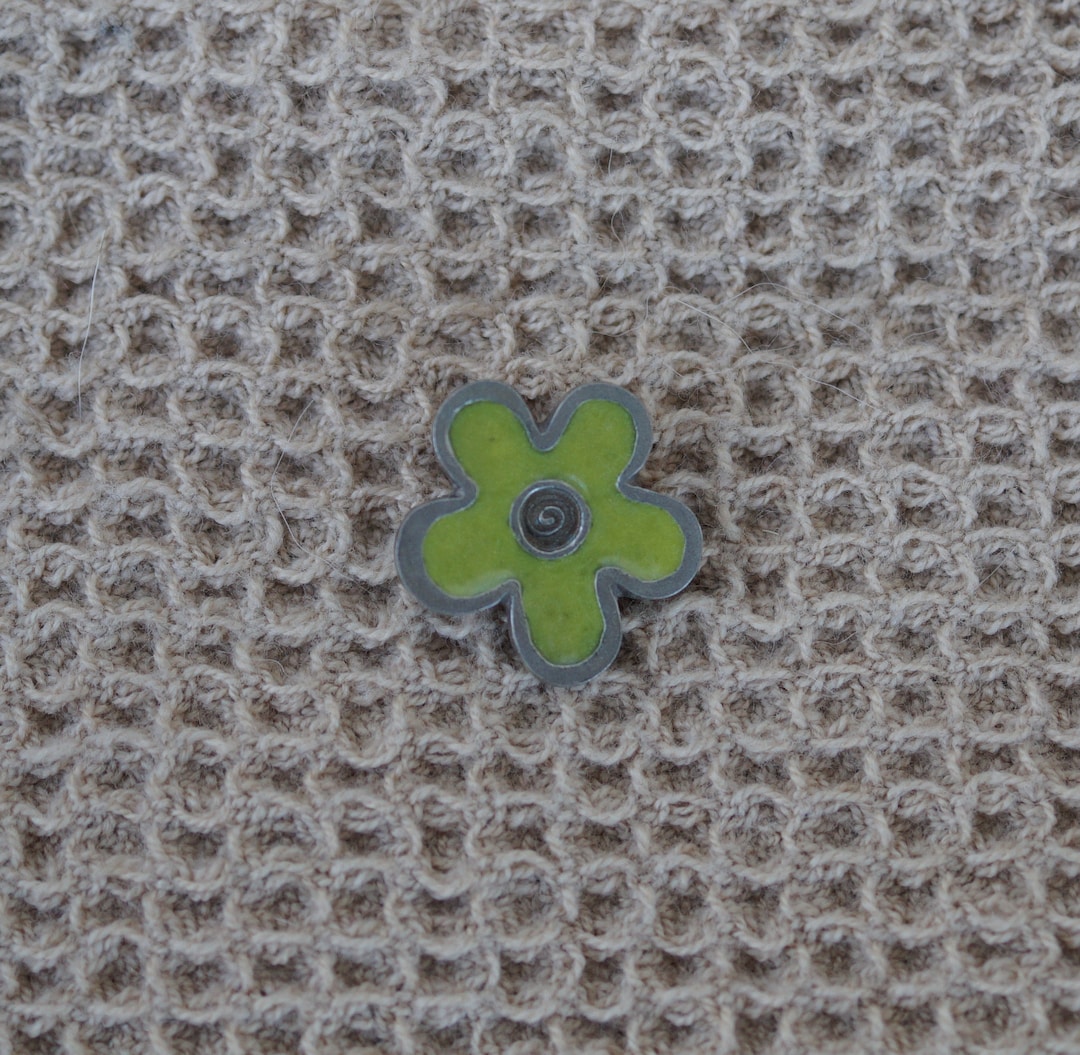 Green Enameled Flower Button From Danforth Vintage Design Made in the ...