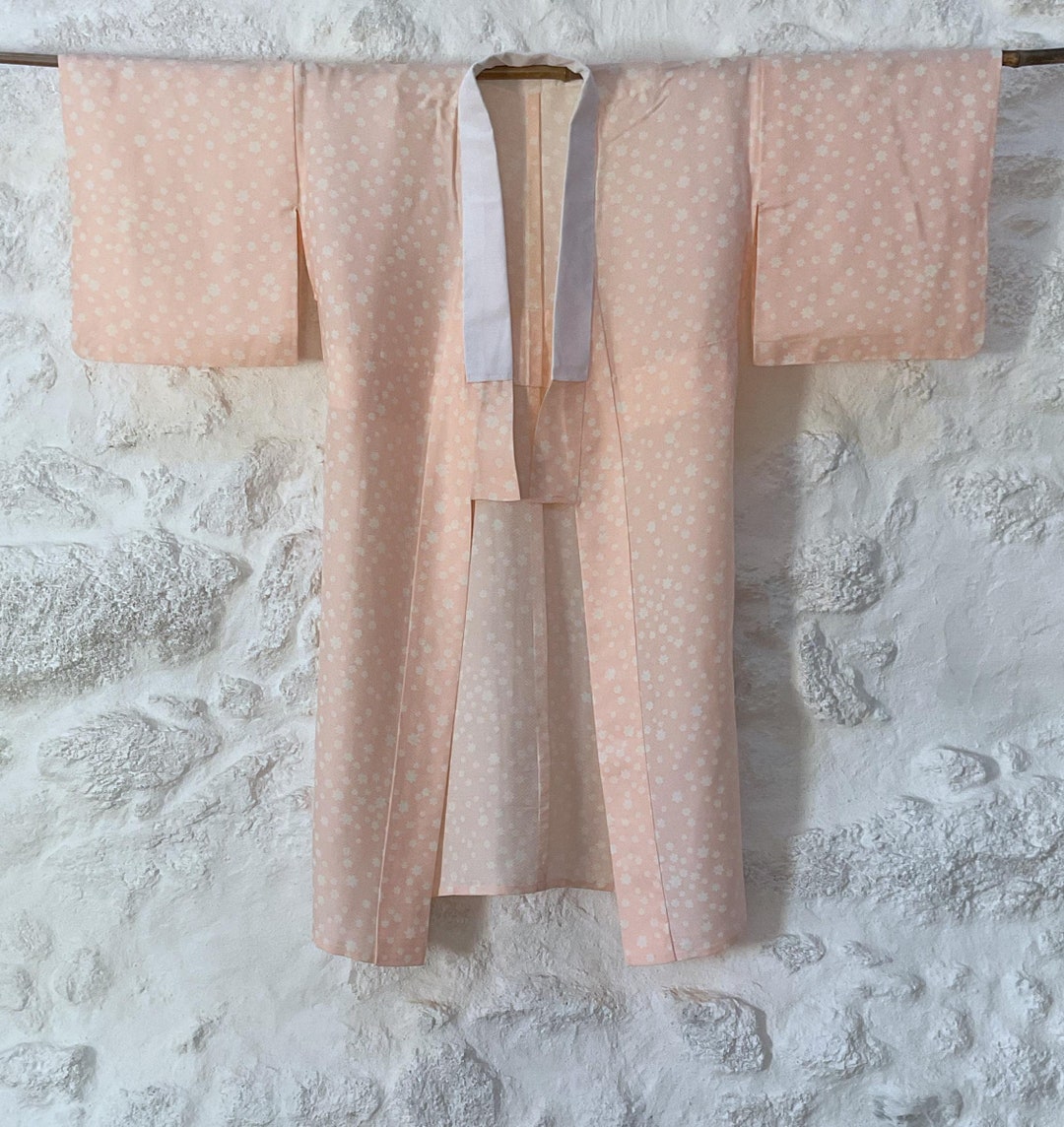 Vintage Pale Pink Silk Juban Kimono: Floral Pattern, Handmade Japanese ...