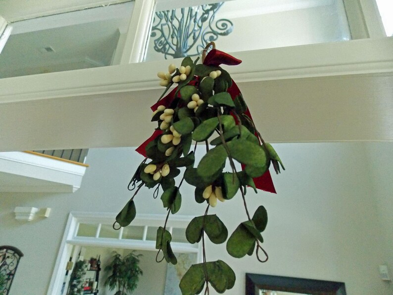 Mistletoe-Hanging Mistletoe-Artificial Mistletoe-Christmas | Etsy