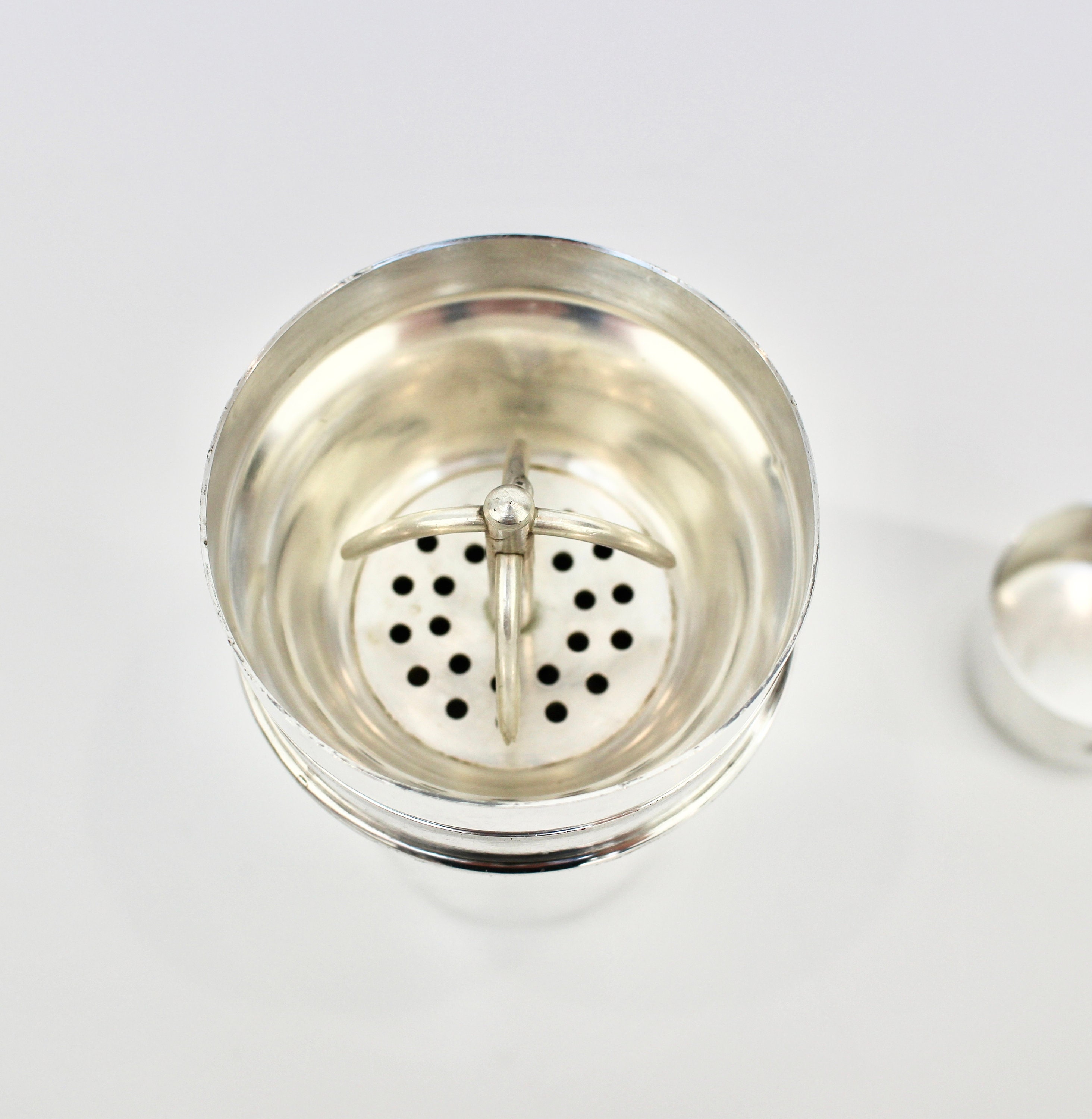 Cocktail Shaker 1930's Half Pint Silver Plate Shaker With - Etsy UK