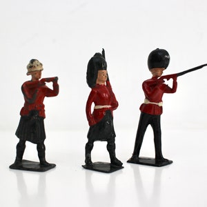 Britains Toy Lead Soldiers, 3 Military Men - Etsy