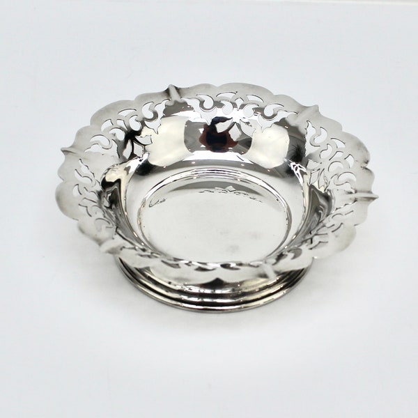 Bonbon Dish - Etsy