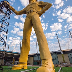 Tulsa Golden Driller Print, Tulsa Wall Art, Oklahoma Driller, Giant ...