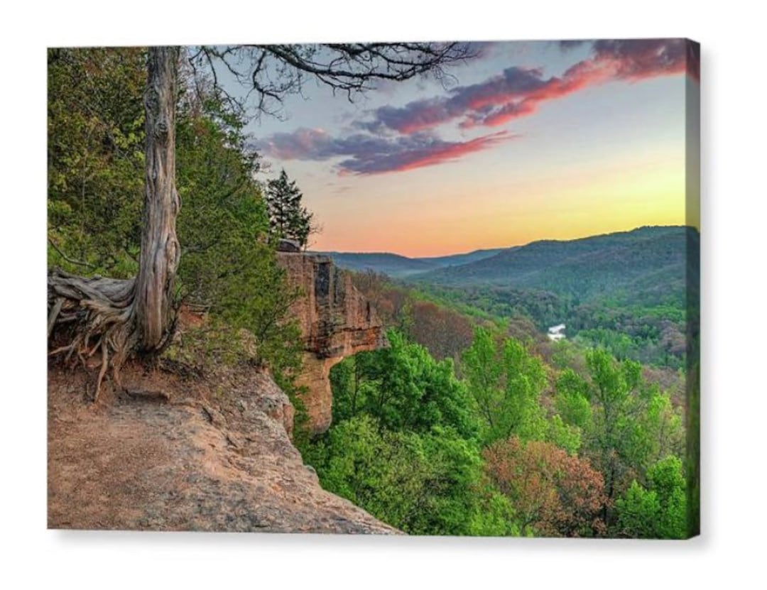 Yellow Rock Trail, Devils Den State Park, Lee Creek, Ozark Mountains ...