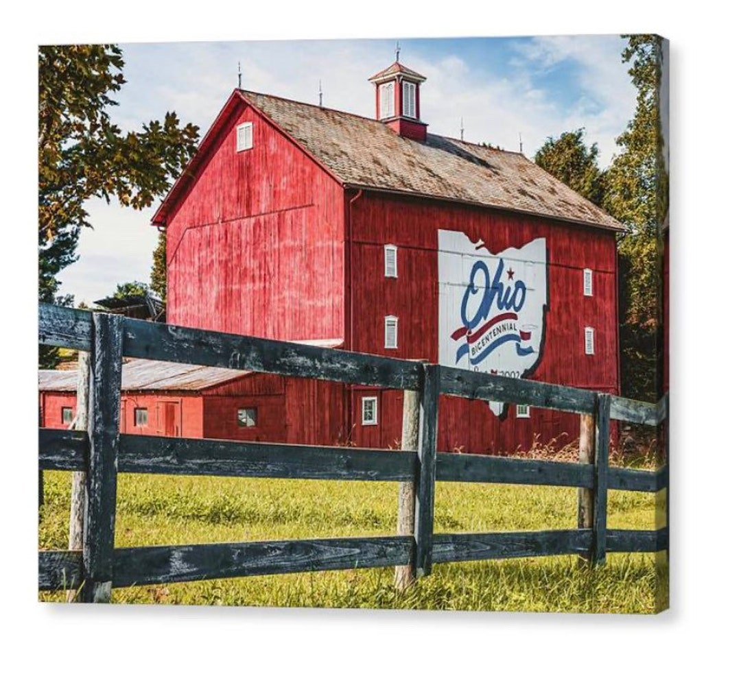 Vintage Red, Ohio Bicentennial Barn, Delaware County, Rural Farmhouse ...