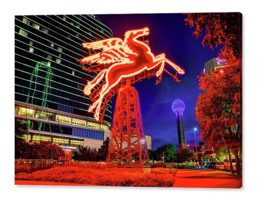 Dallas Texas, Red Pegasus, Reunion Tower, Omni Hotel, Neon Sign ...