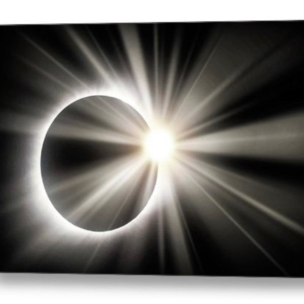 Total Eclipse - Etsy