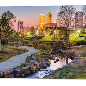 Tulsa Skyline Print, Oklahoma Wall Decor, Veterans Park Art Print ...