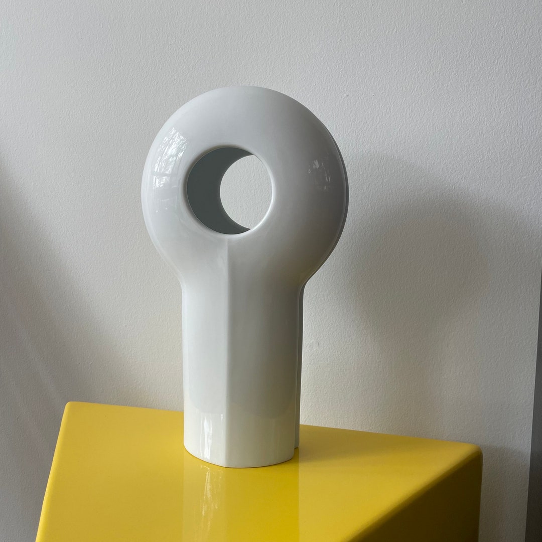 Vintage Hakusan Porcelain Arc Vase | Yasuki Sakamoto Design ...