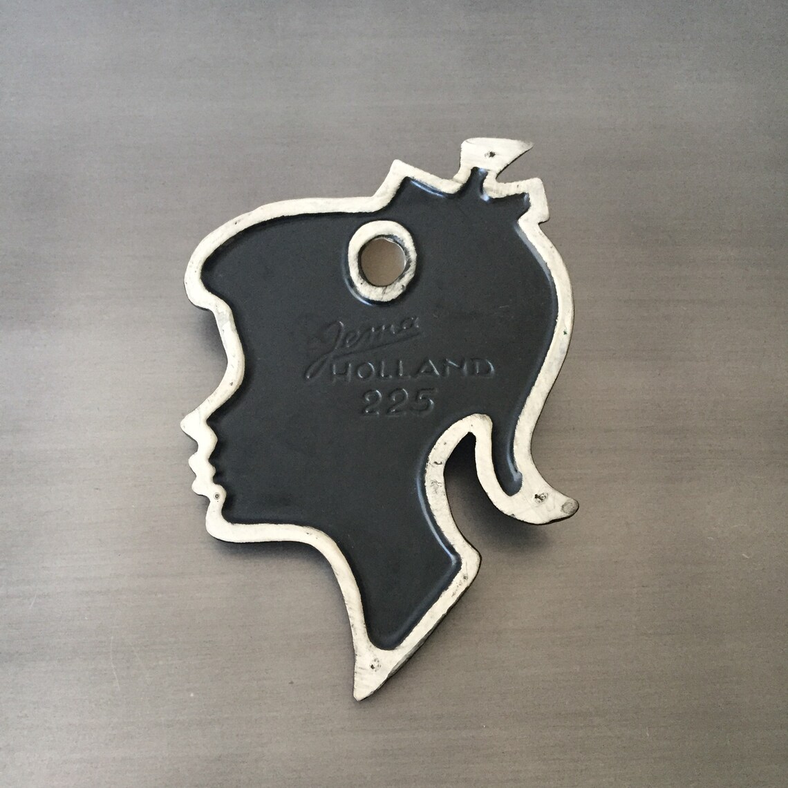 Mid Century Jema Holland Girl Wall Plaque // Black Collection // Girls ...