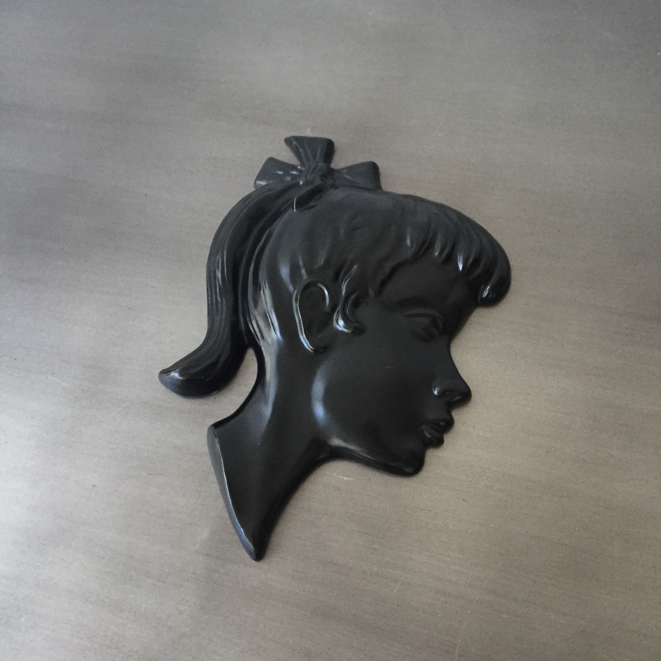 Mid Century Jema Holland Girl Wall Plaque // Black Collection // Girls ...