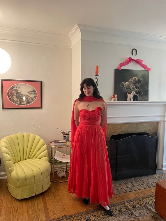 1950s Emma Domb Red Chiffon Strapless Gown with Gathe… - Gem