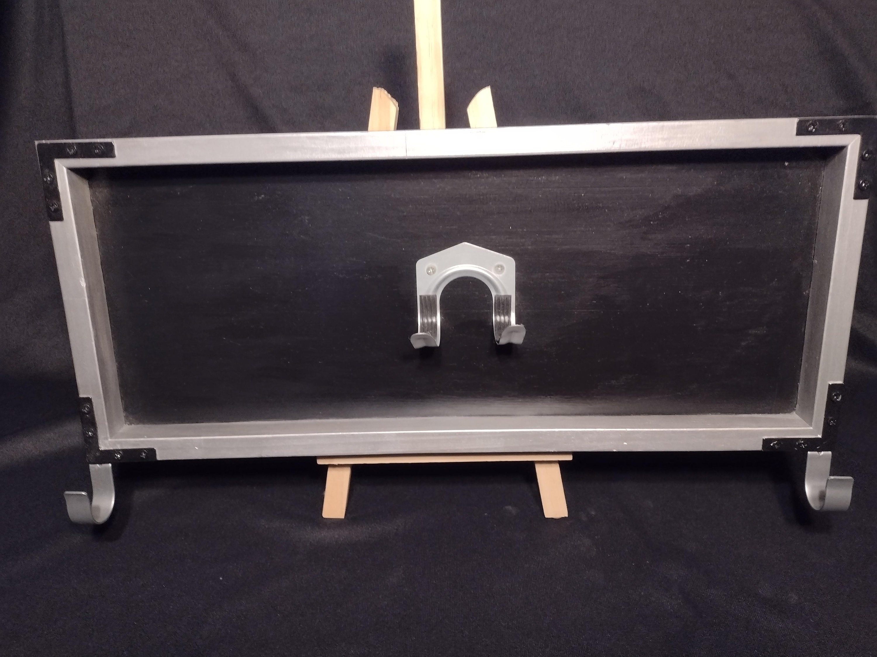 Saber Display - Etsy