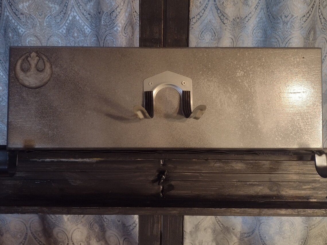 Saber Display - Etsy