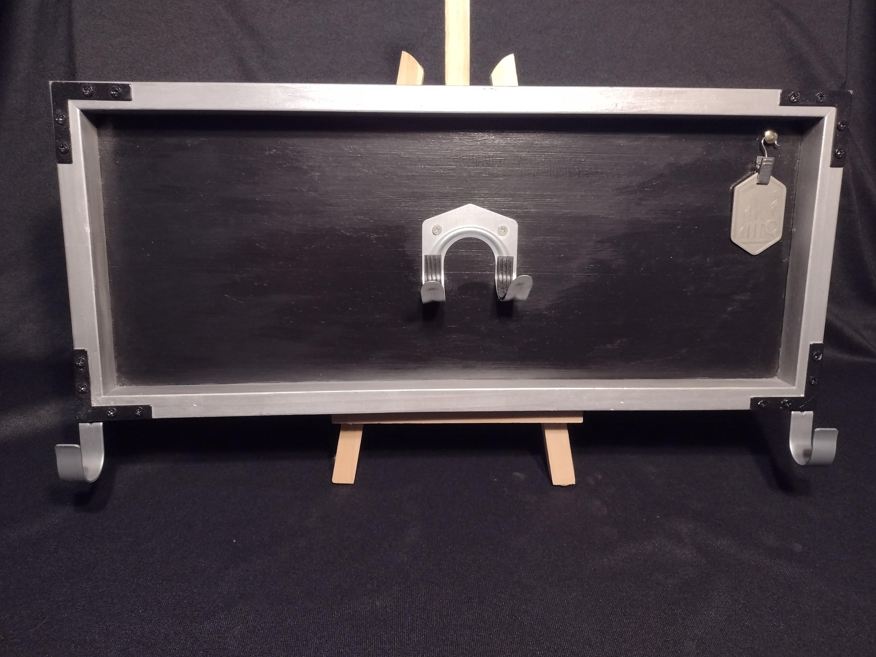 Saber Display - Etsy