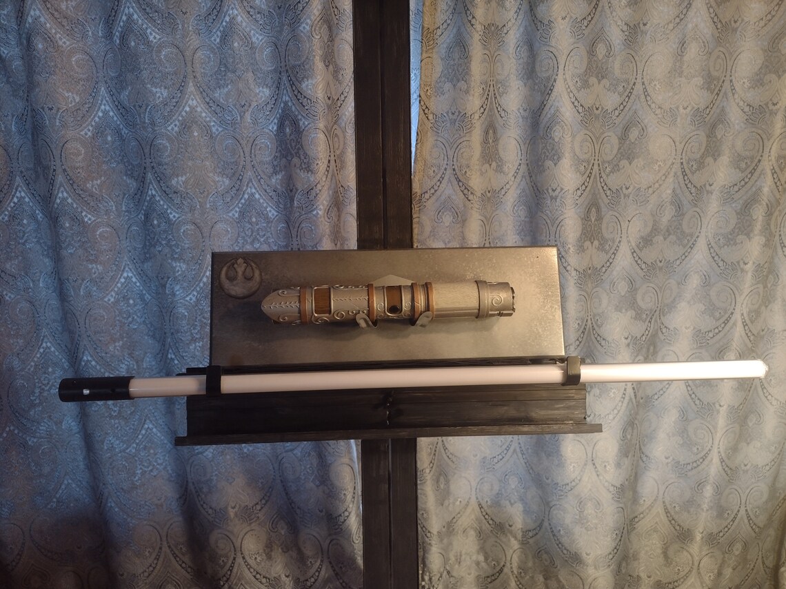 Saber Display - Etsy