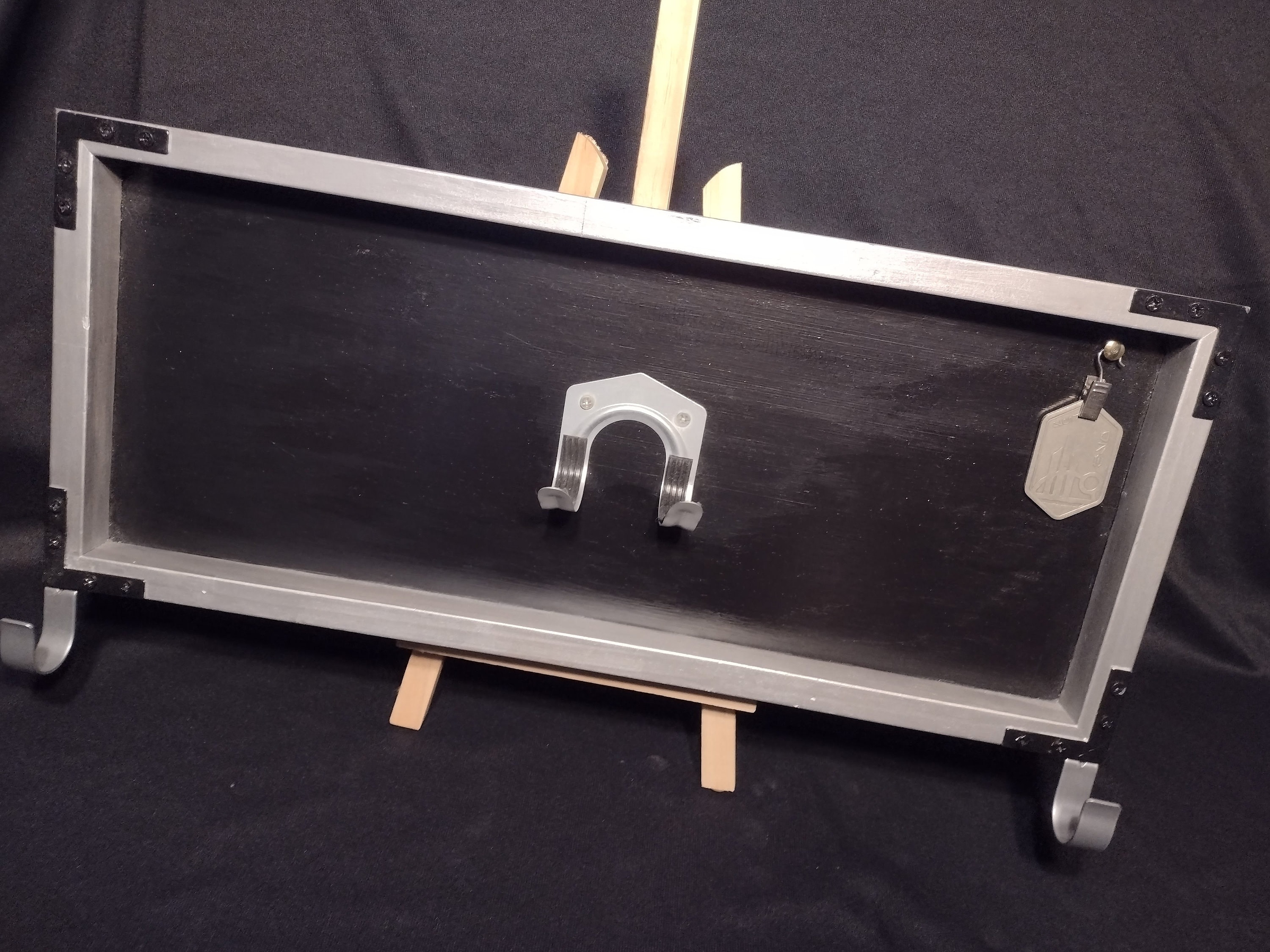 Saber Display - Etsy